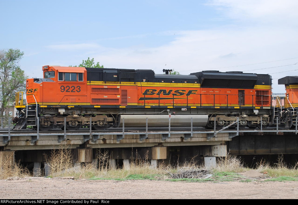 BNSF 9223